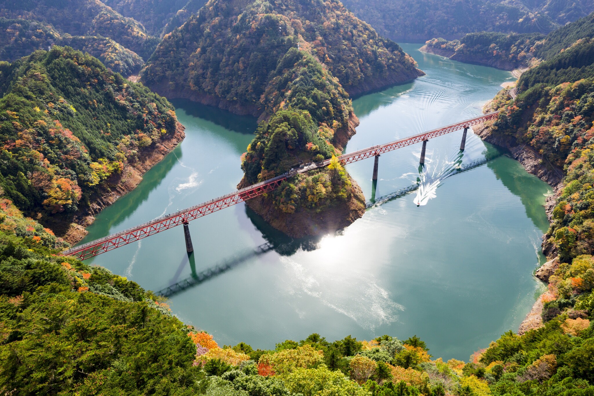 【靜岡縣旅遊全攻略】2024年靜岡縣自由行必訪景點、必吃美食，完整攻略 | 步步日本