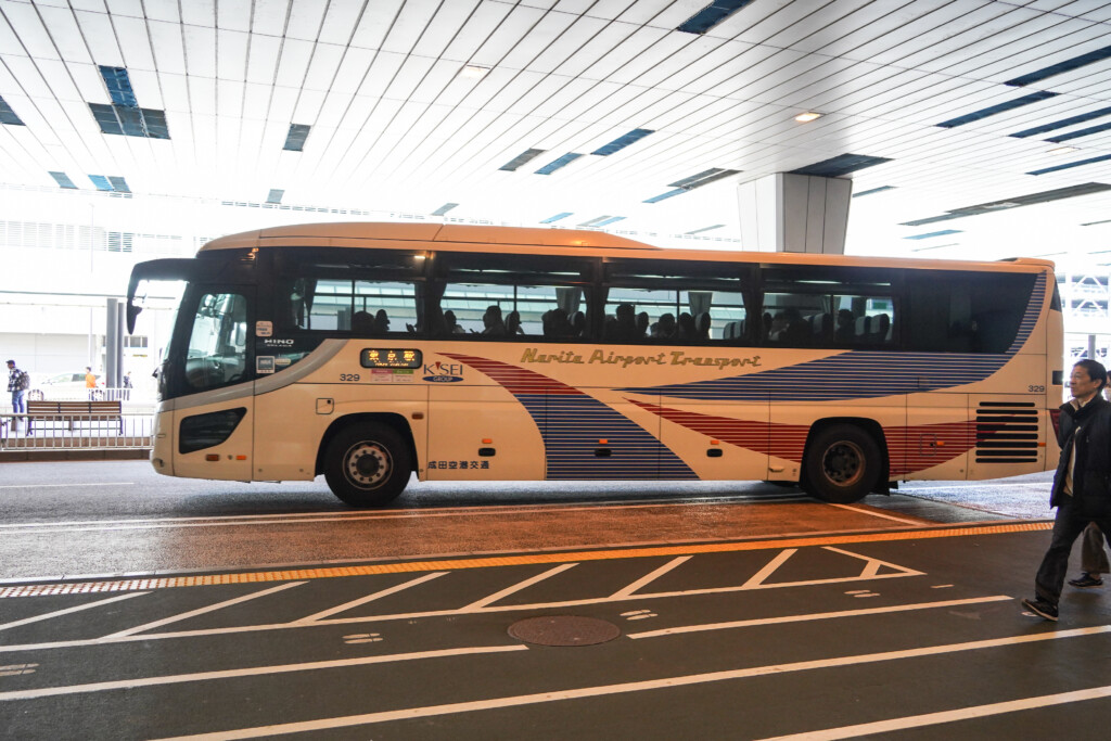 【成田機場到東京交通】搭乘AIRPORT BUS TYO-NRT單程1500日圓 輕鬆往來成田機場與東京車站 | 步步日本