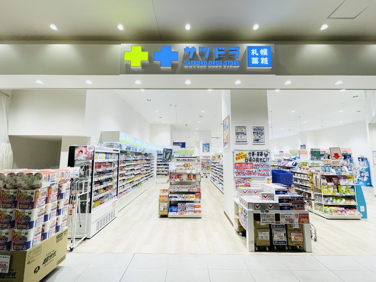 距離那霸機場超近！沖繩必買購物天堂「iias沖繩豐崎」！結合DMM Kariyushi水族館、豐崎美麗SUN海灘的優質沖繩自駕行程 | 步步日本